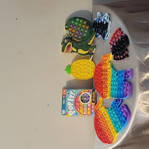 Popit Fidget | Toys | Silicone Popit Fidget Push Bubbles Sensory Stress ...